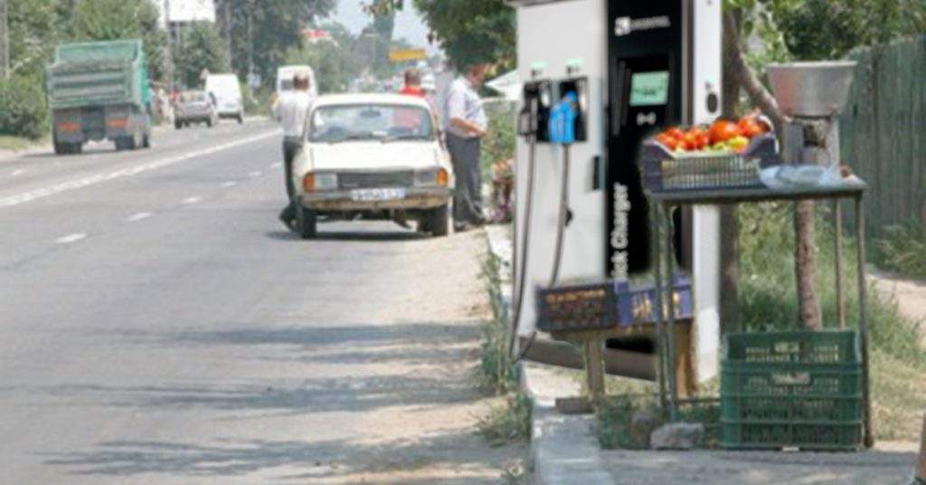 Pe lângă ouă, țuică și legume, țăranii cu panouri vând curent de casă ...
