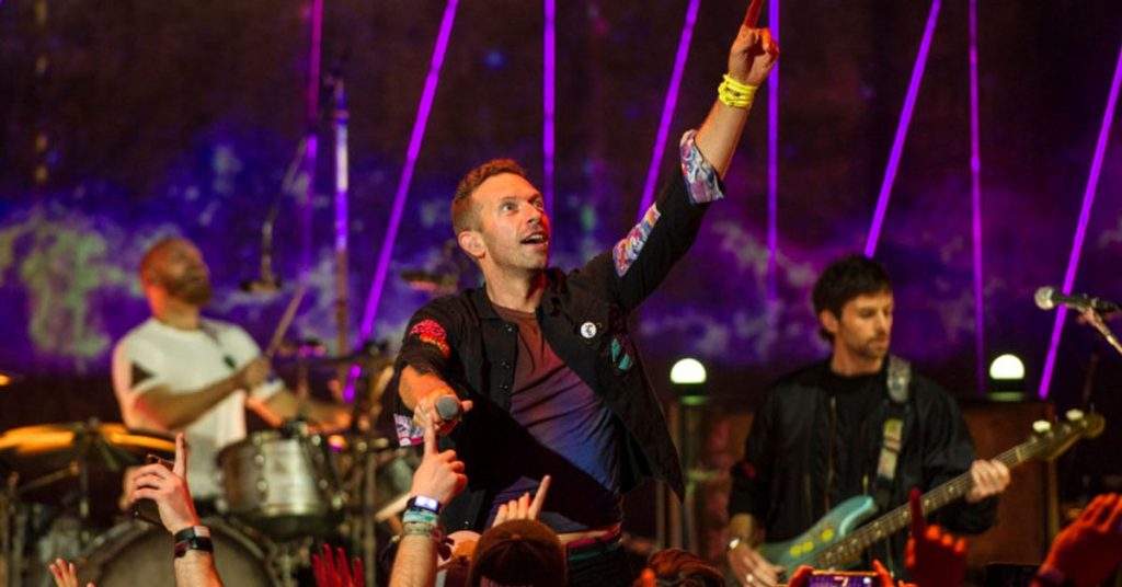 Publicul, în lacrimi la Coldplay! Mii de oameni şi-au amintit cât au ...